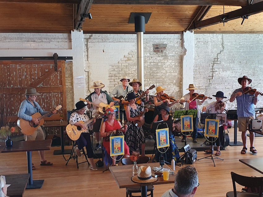Cygnet Folk Festival Jan 14 2023 – HOT String Band